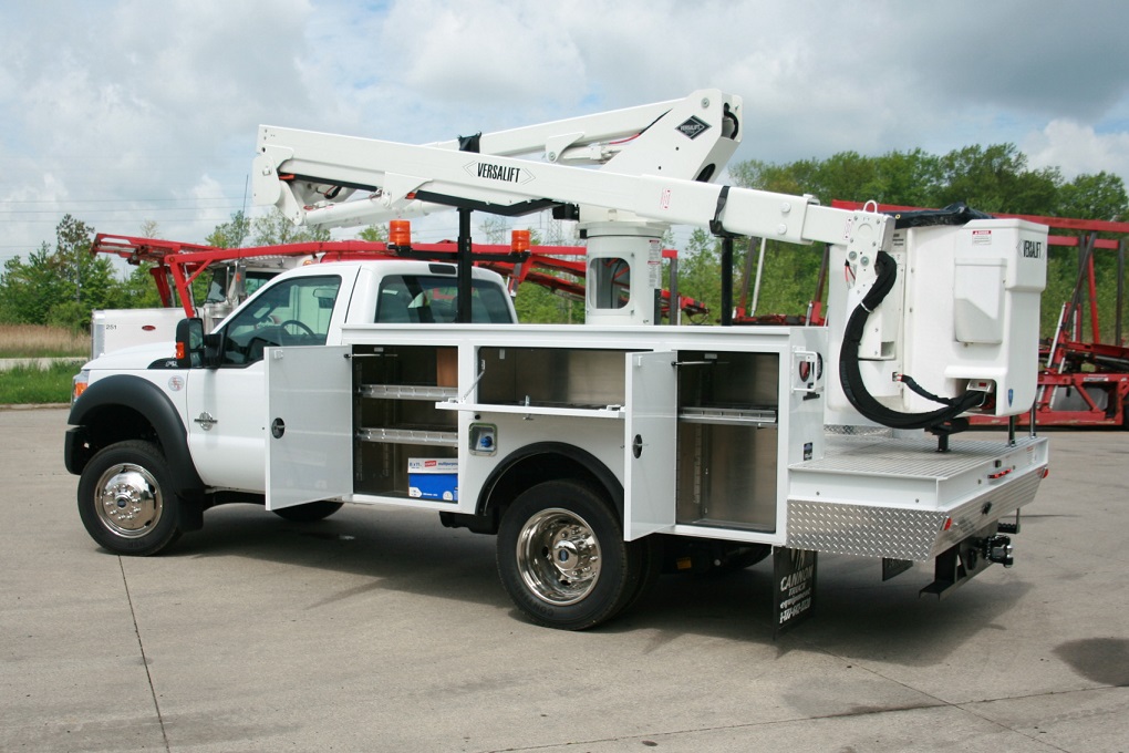2016-ford-f550-versalift-sst40eih-aerial-6 - Versalift Midwest