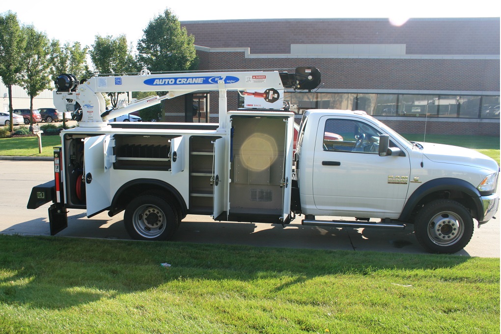 Cranes and Crane Bodies - Versalift Midwest