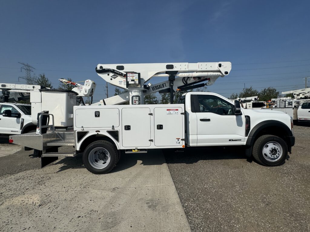 F550 4x4 Versalift VST47 Aerial Truck availiable now!!! - Versalift Midwest