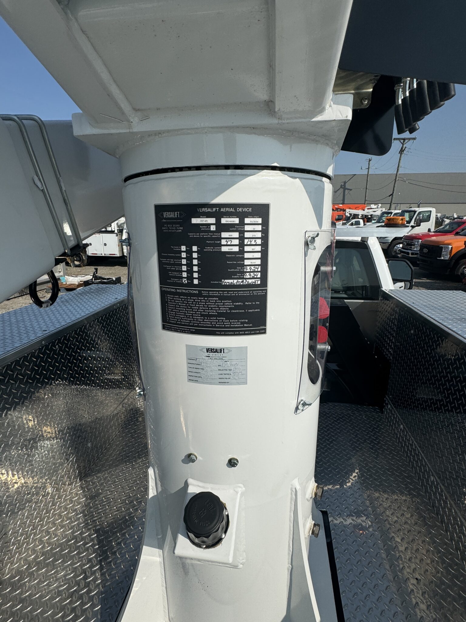 F550 4x4 Versalift VST47 Aerial Truck availiable now!!! - Versalift Midwest