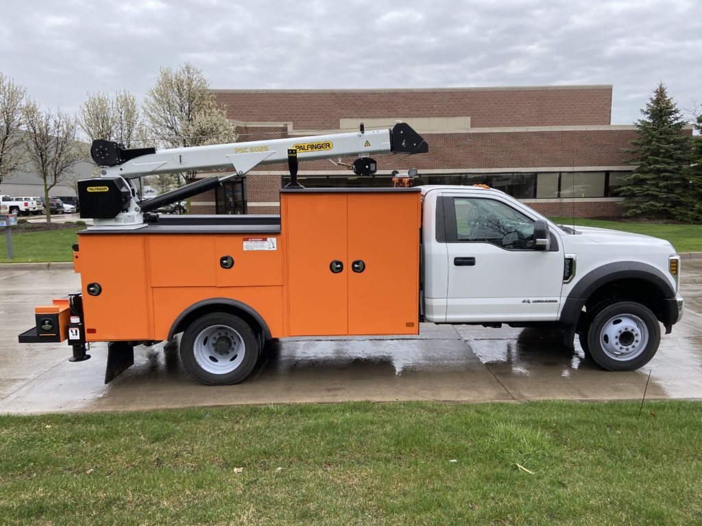 Cranes and Crane Bodies - Versalift Midwest