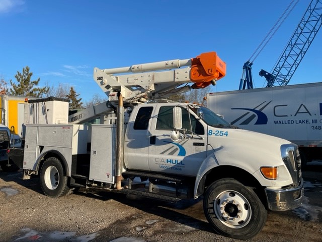 08-254 R2 - Versalift Midwest